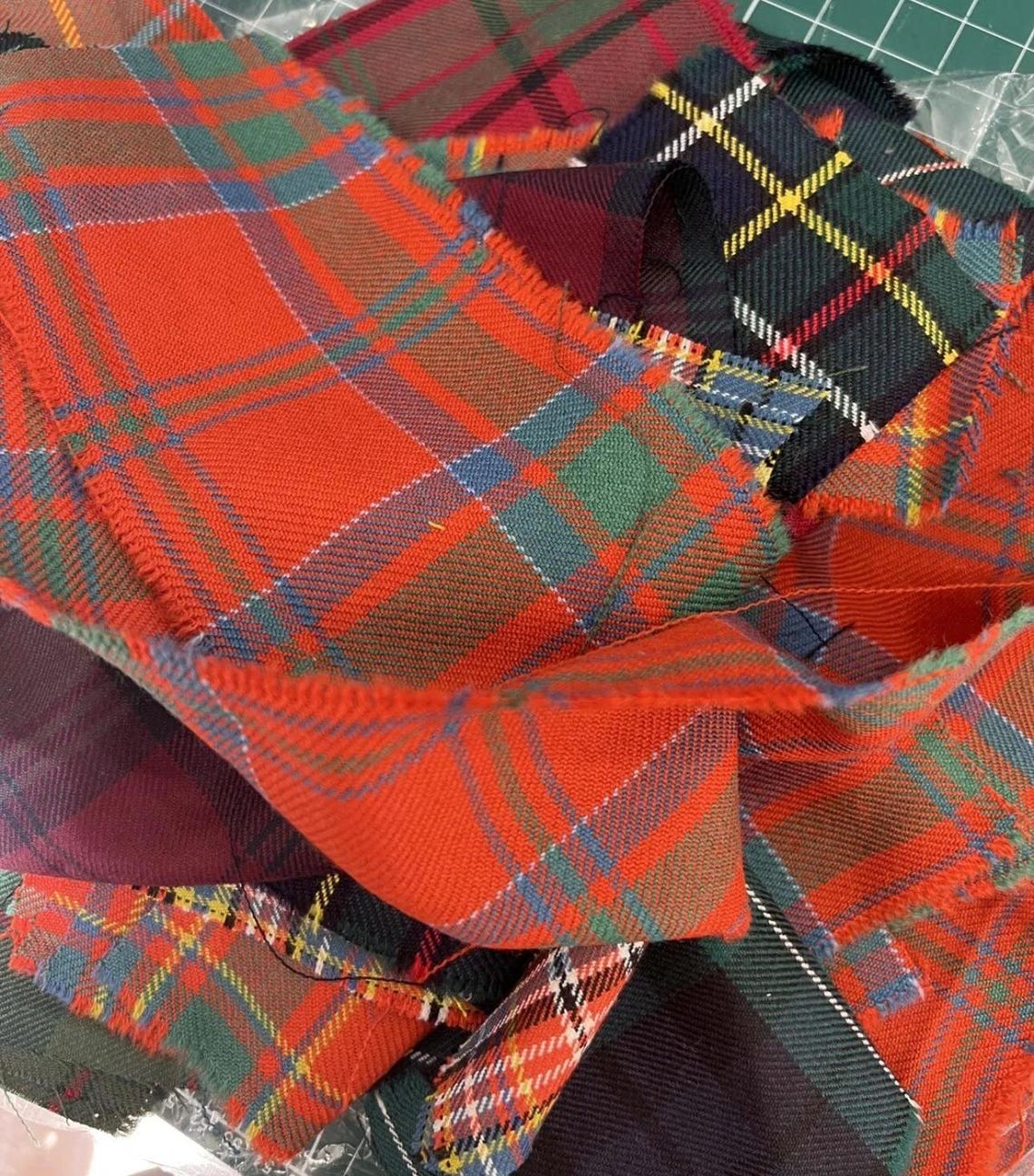 Tartan Scottish Mixed Colours 100% Wool 500g Remnants - Etsy