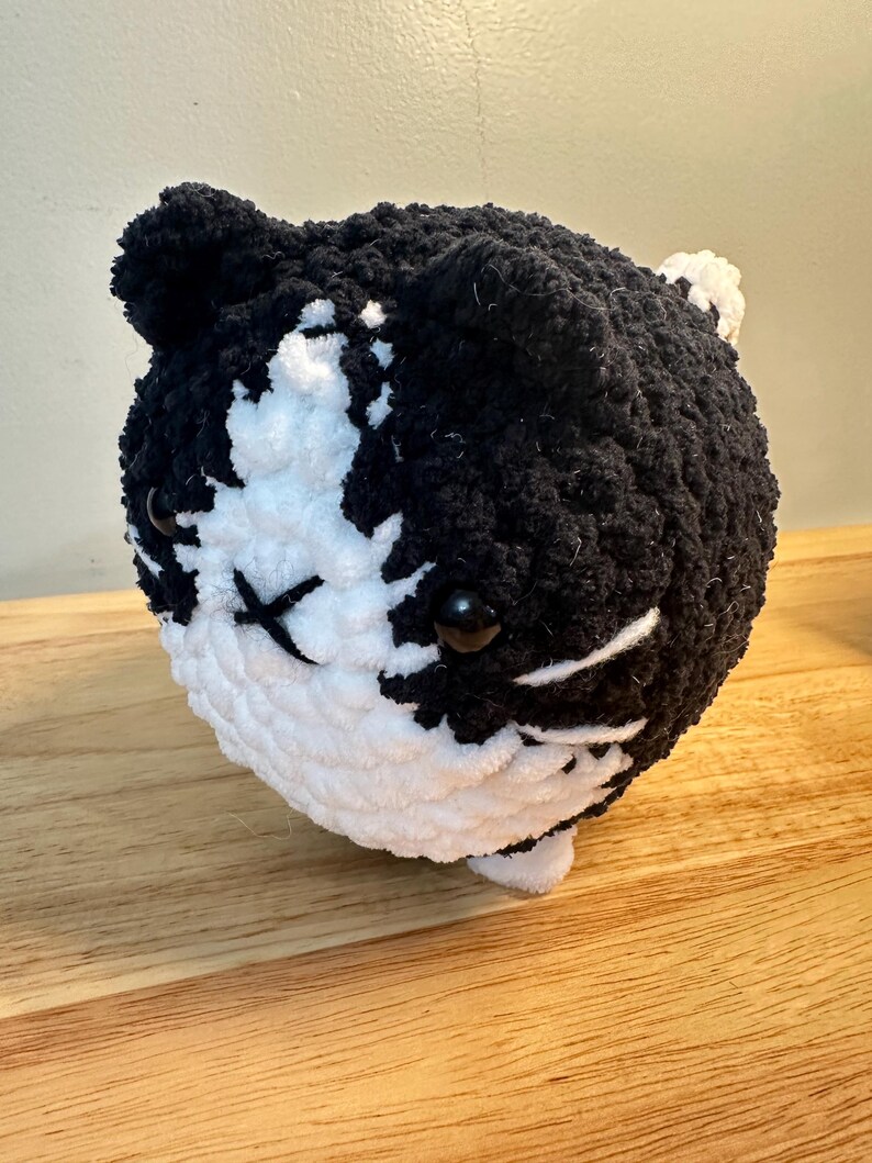 Crochet Plush Loaf Cat - Etsy