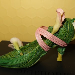 1999 Just the Right Shoe calla Lily - Etsy