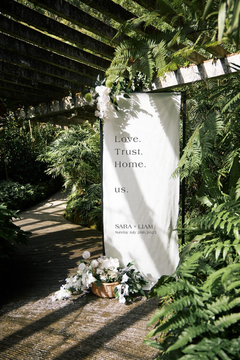 Custom Linen Wedding Welcome Sign, Fabric Wedding Banner, Personalised ...