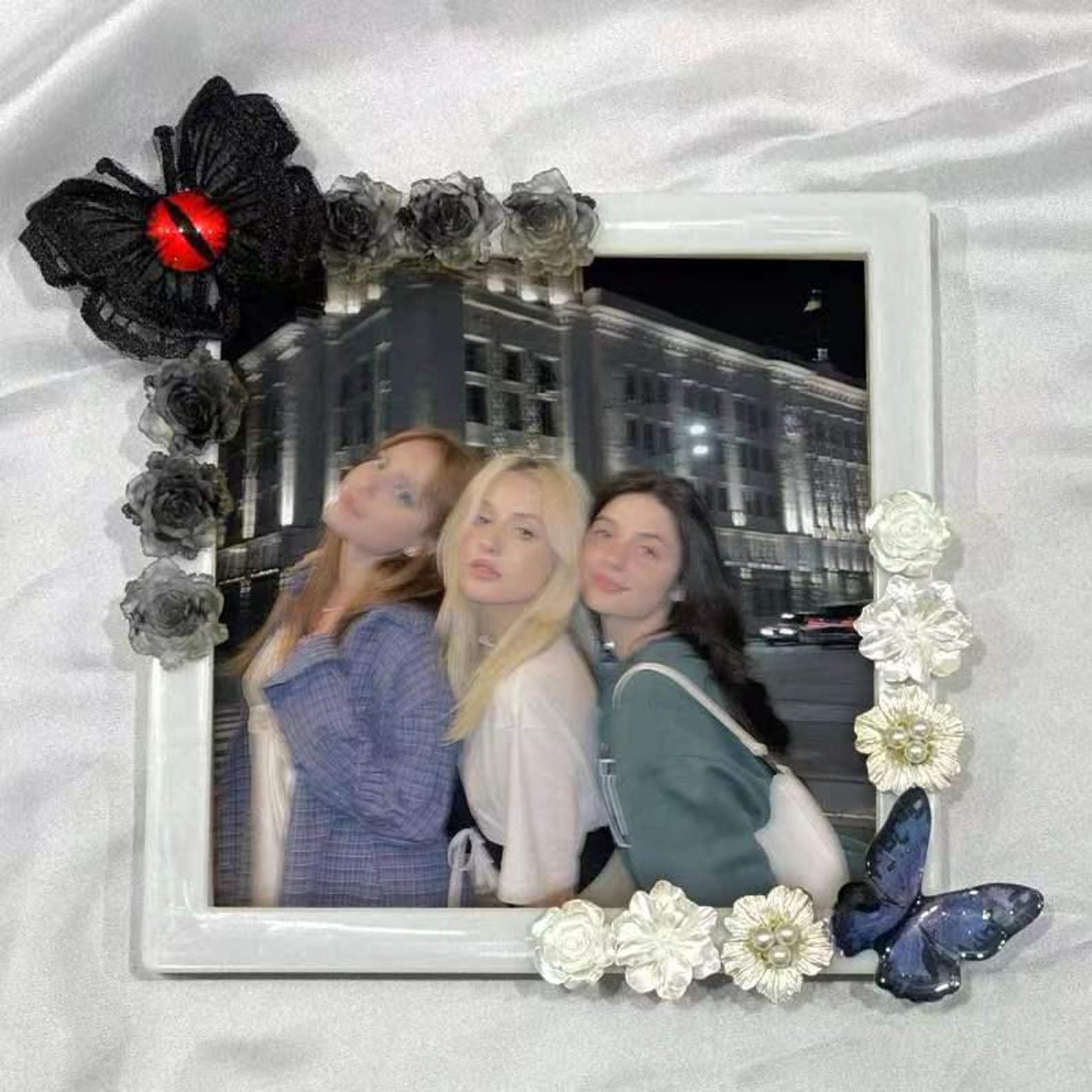 Handmade 3D Butterfly & Flower Photo Frame,butterfly Frame,flower Frame ...