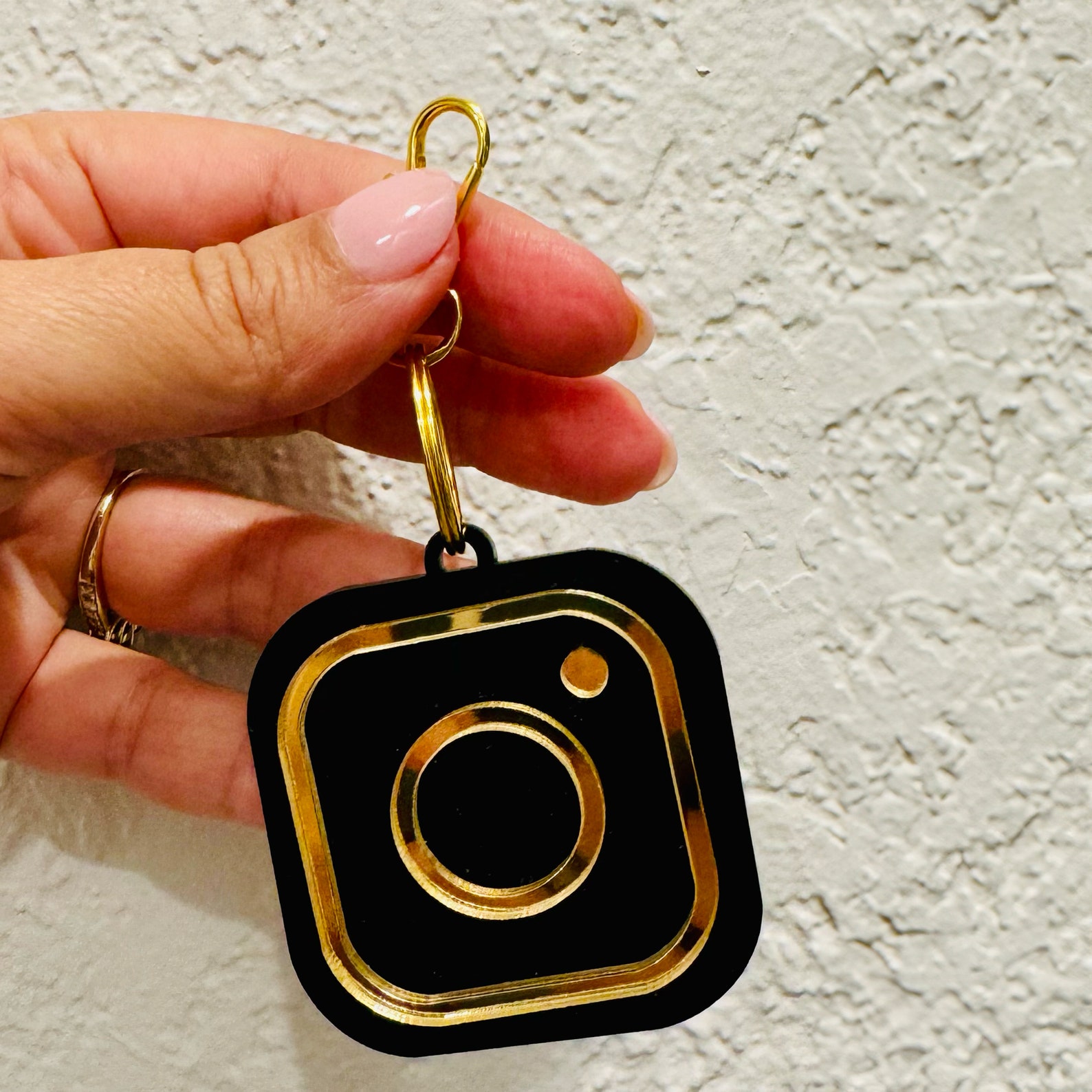 Instagram-shaped Keychains With NFC Chip and QR Code Scan - Etsy