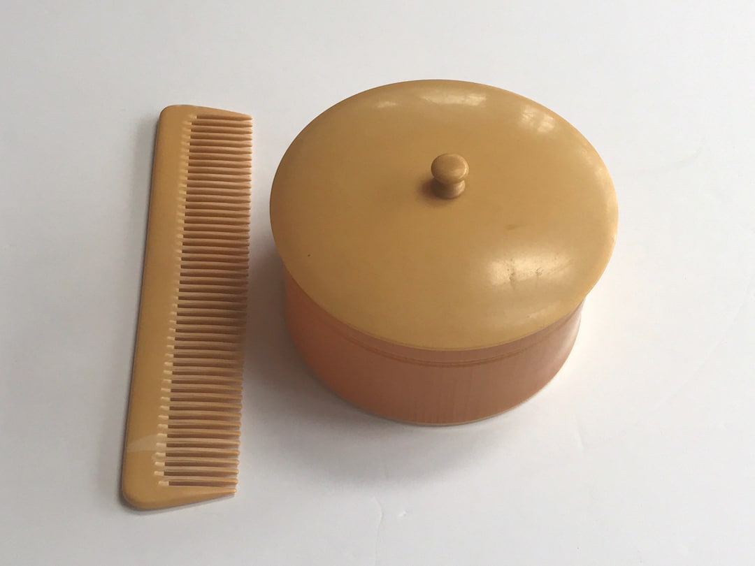 Vintage Celluloid Powder Box and Comb - Butterscotch - Etsy