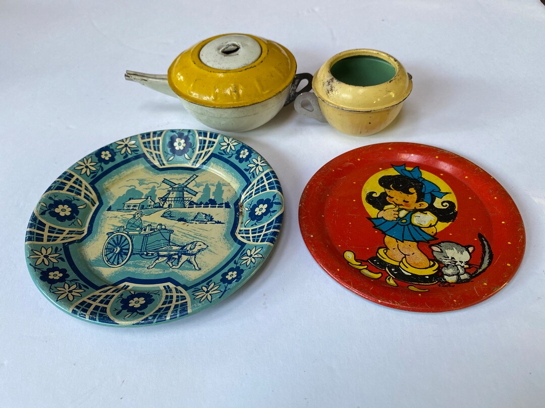 Vintage Tin Toy Tea Set Parts - 2 Plates, Teapot, and Creamer- Various ...