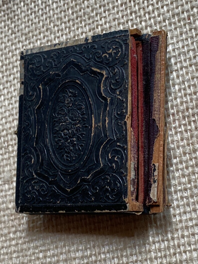 Antique mid 1800s Ninth Plate Daguerreotype Case With - Etsy