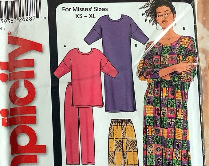 Simplicity 7940 1 Hour Womens Pajamas Pullover Nightshirt and Lounge ...