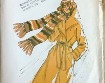Jean Hardy 680 1970s Misses Saddle Seat Coat Pattern Show Apparel ...