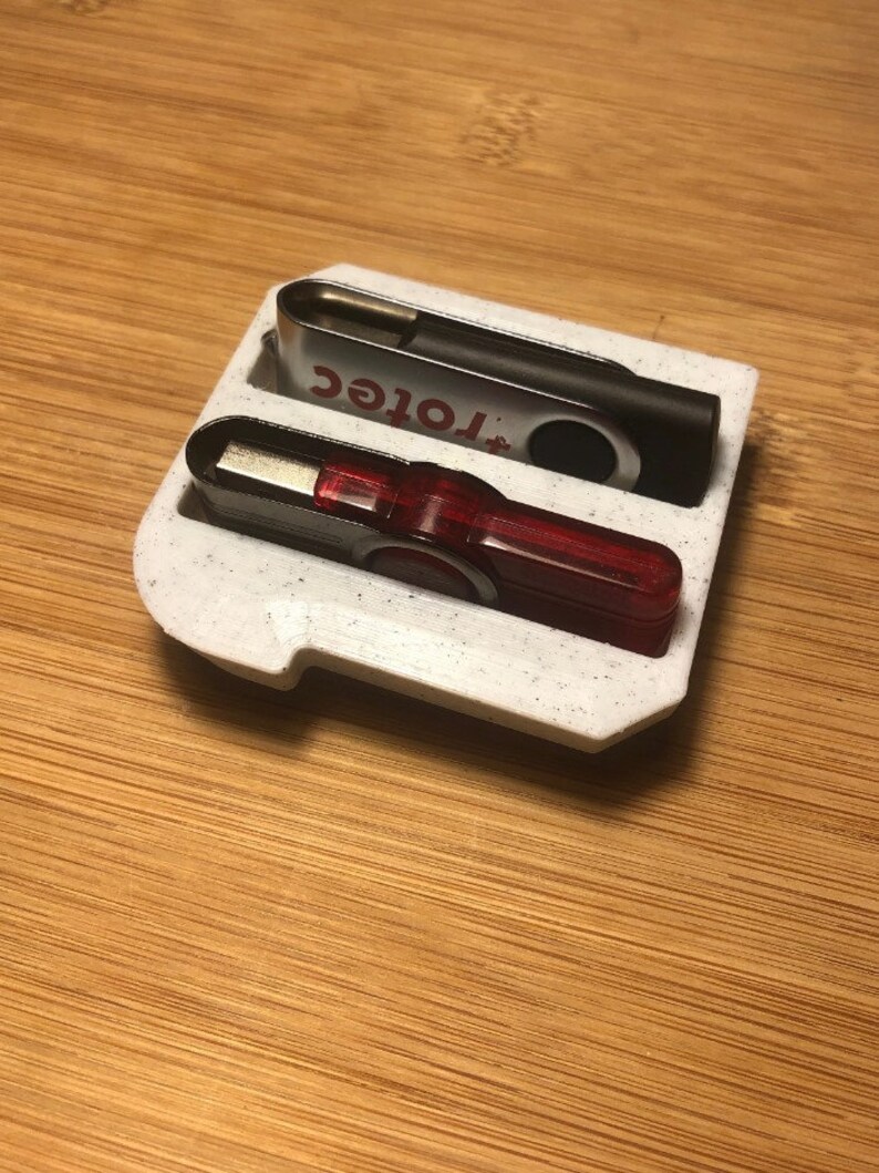 3D Printed USB Stick Organizer for Sistema 1.7L Storage Bin - Digital ...