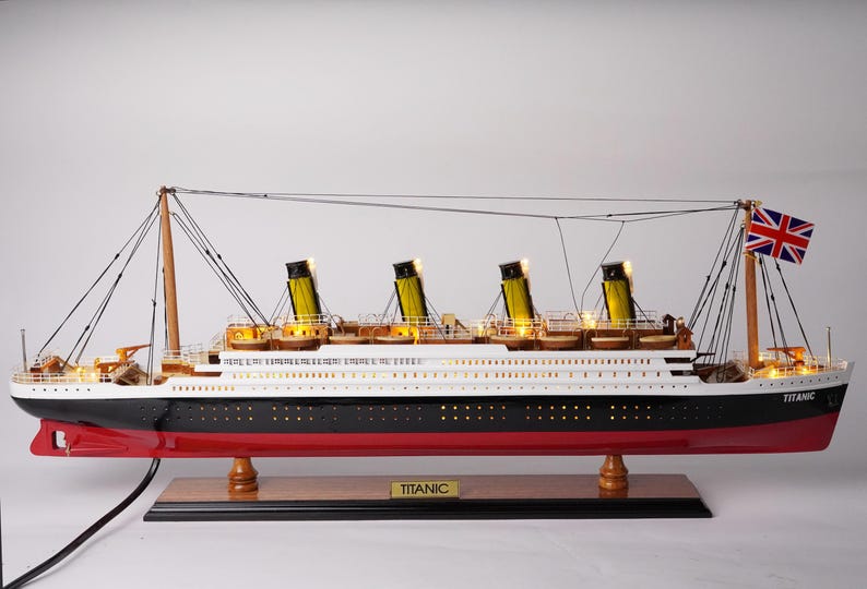 RMS Titanic Model Cruise With Golden Lights 23'' 60 Cm - Etsy