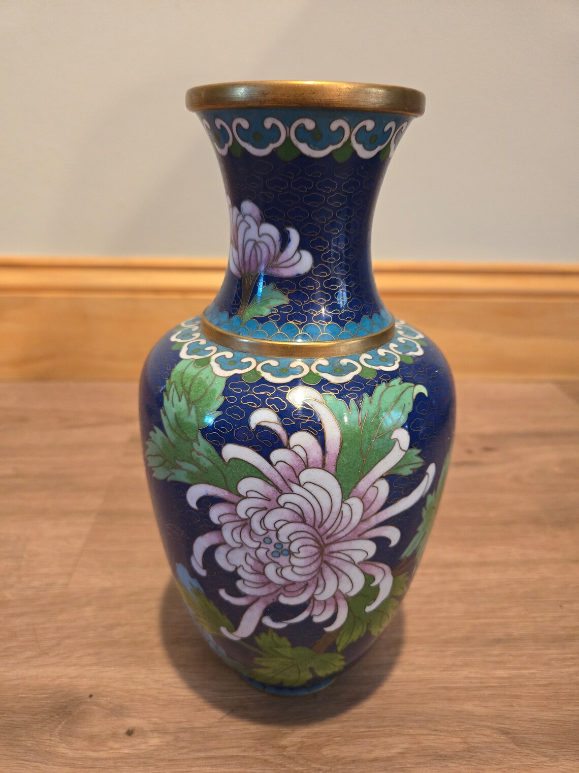 Chinese Cloisonne Vase Floral Design 10" Tall 5" Diameter Jingfa From ...