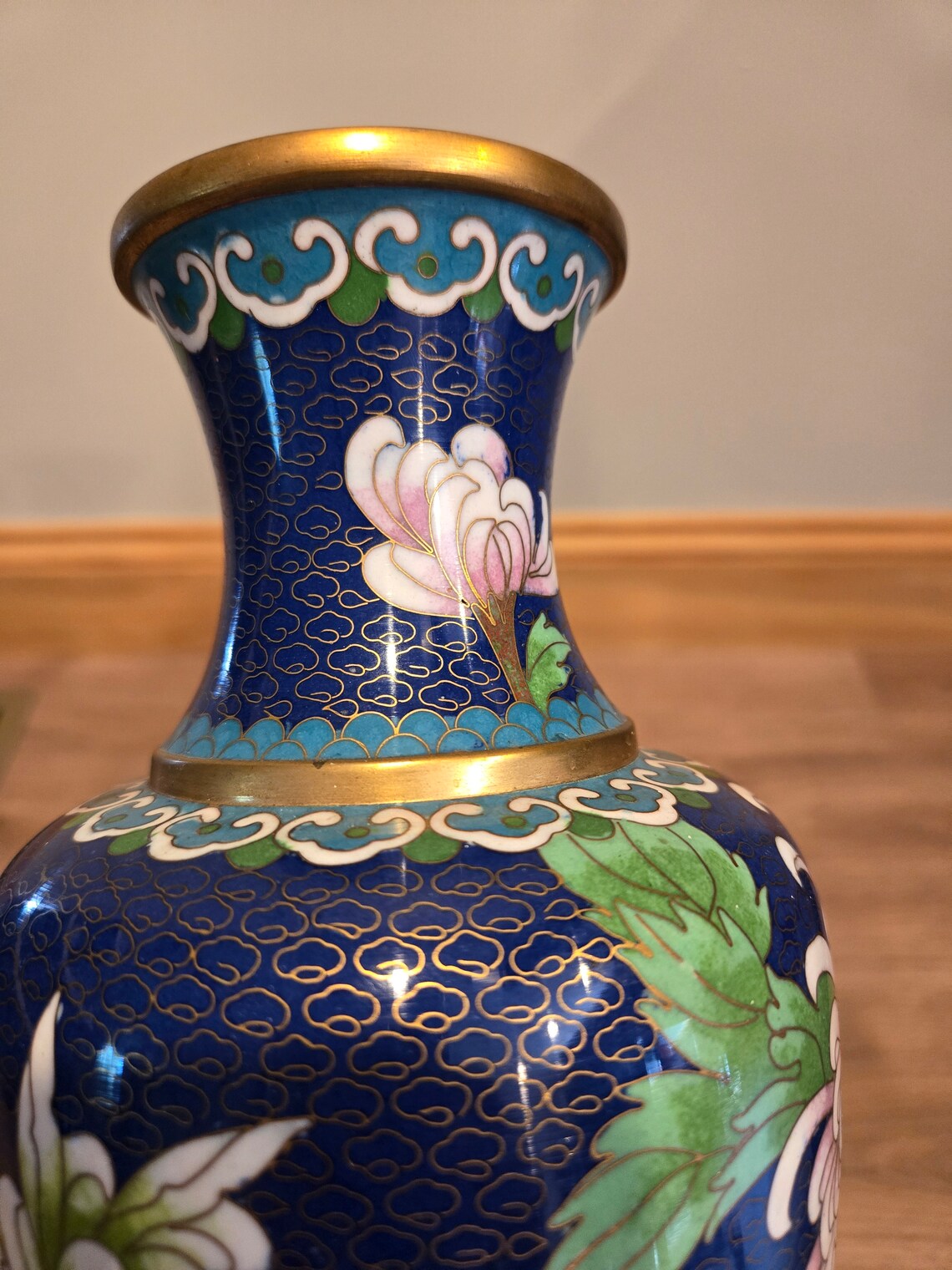 Chinese Cloisonne Vase Floral Design 10" Tall 5" Diameter Jingfa From ...