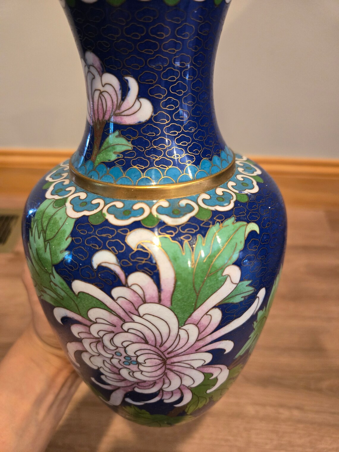 Chinese Cloisonne Vase Floral Design 10" Tall 5" Diameter Jingfa From ...