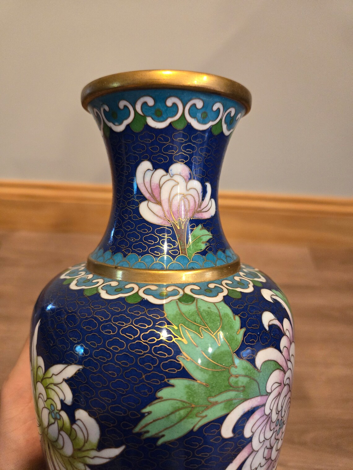 Chinese Cloisonne Vase Floral Design 10" Tall 5" Diameter Jingfa From ...