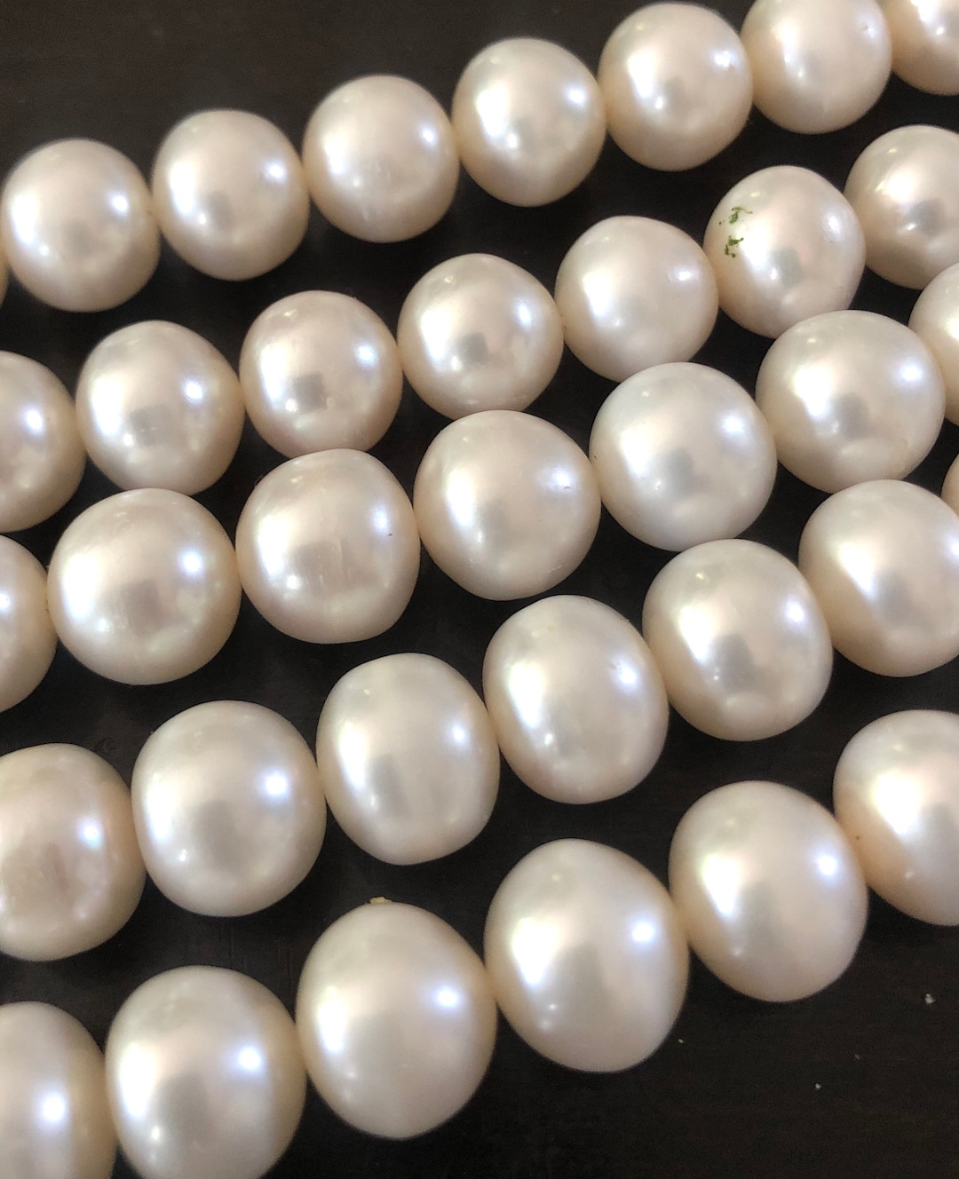 AA 10-11mm Large Roundel Round Freshwater Pearl off Round Pearl Natural ...