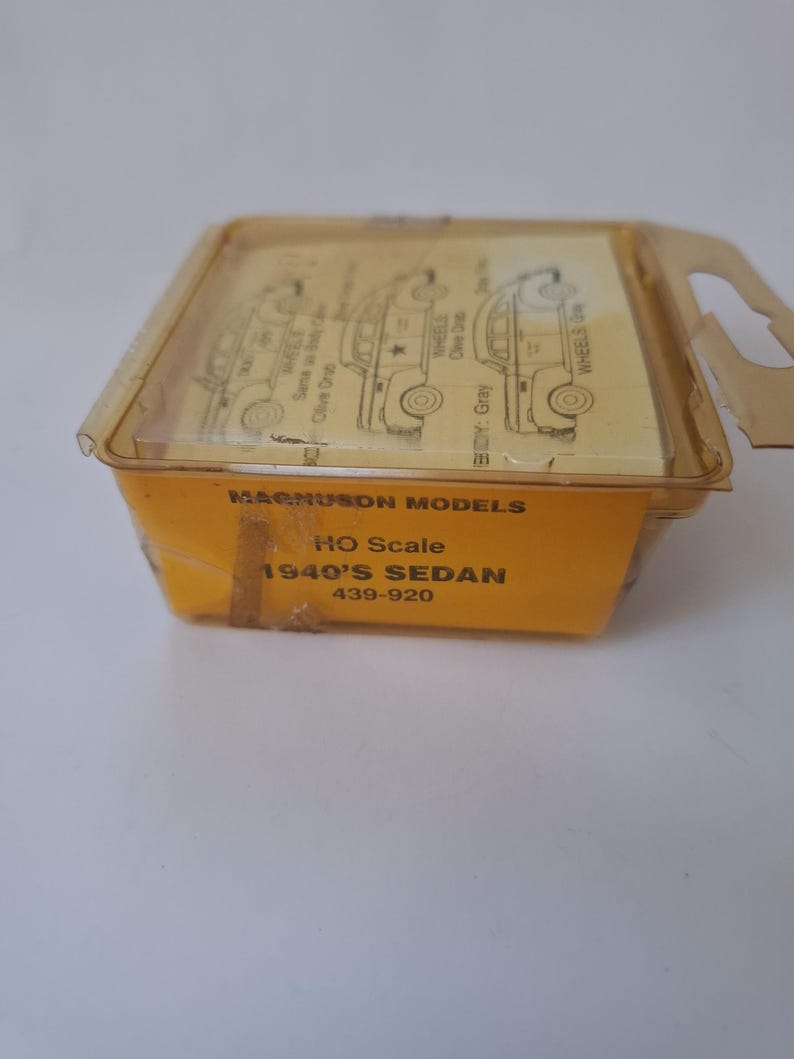 Rare Magnuson Models HO Scale 1940s Sedan 439-920 Vintage Miniature 1: ...