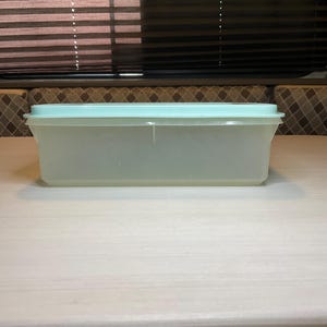Vintage Tupperware Snack Storage Container 514-1 and Lid 515-2 - Etsy