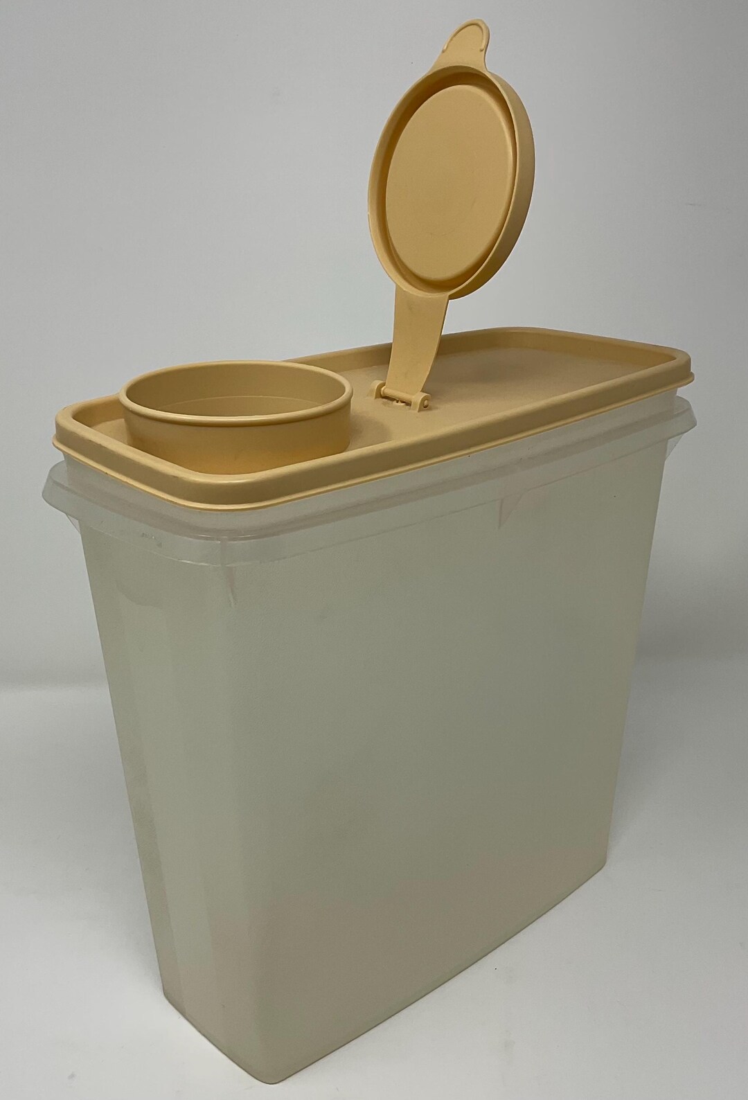 Vintage Tupperware Cereal Keeper: 13-cup Beige Lid Storage Container - Etsy