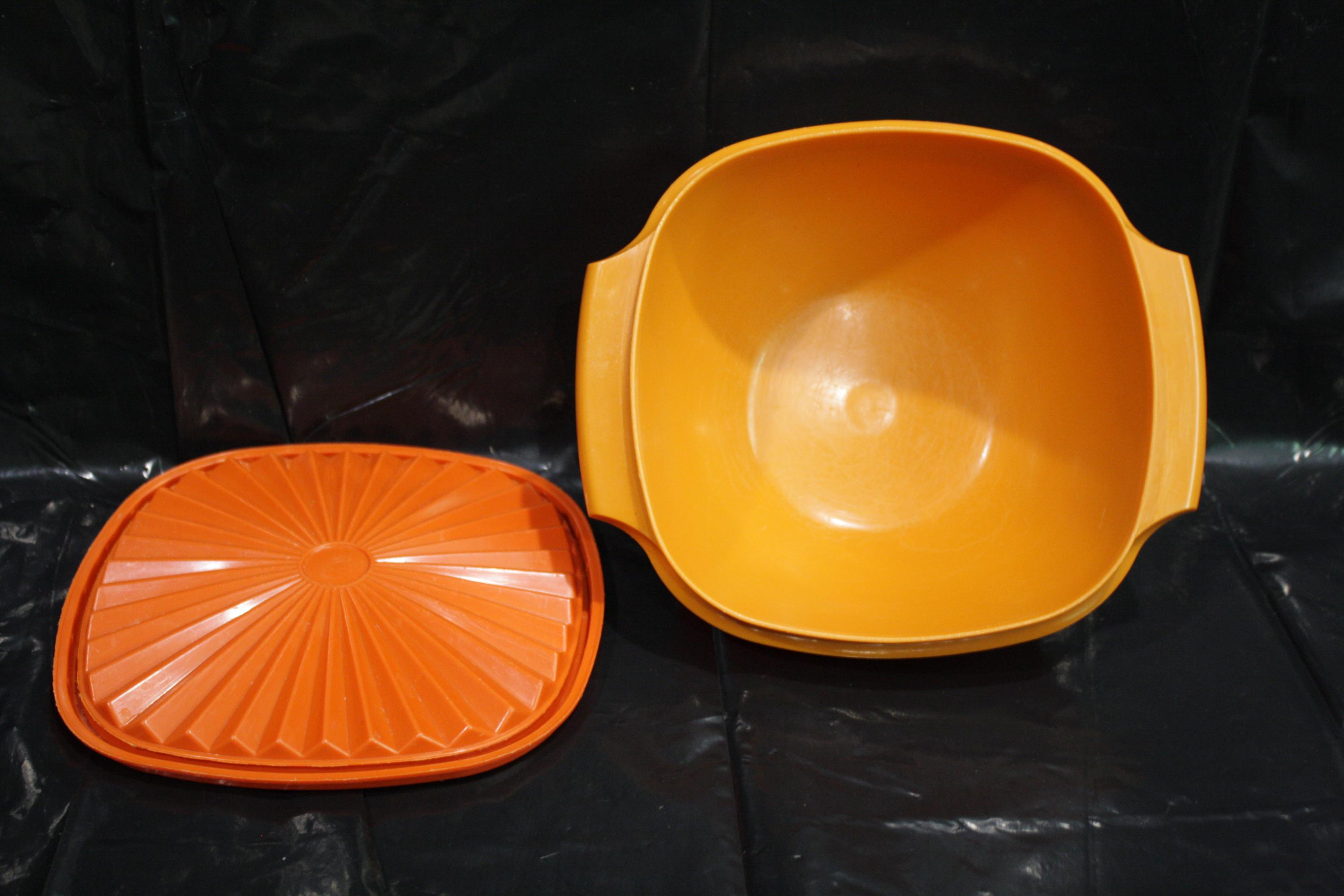 Vintage Tupperware Large Yellow Servalier Bowl and Lid 836, and Vintage ...