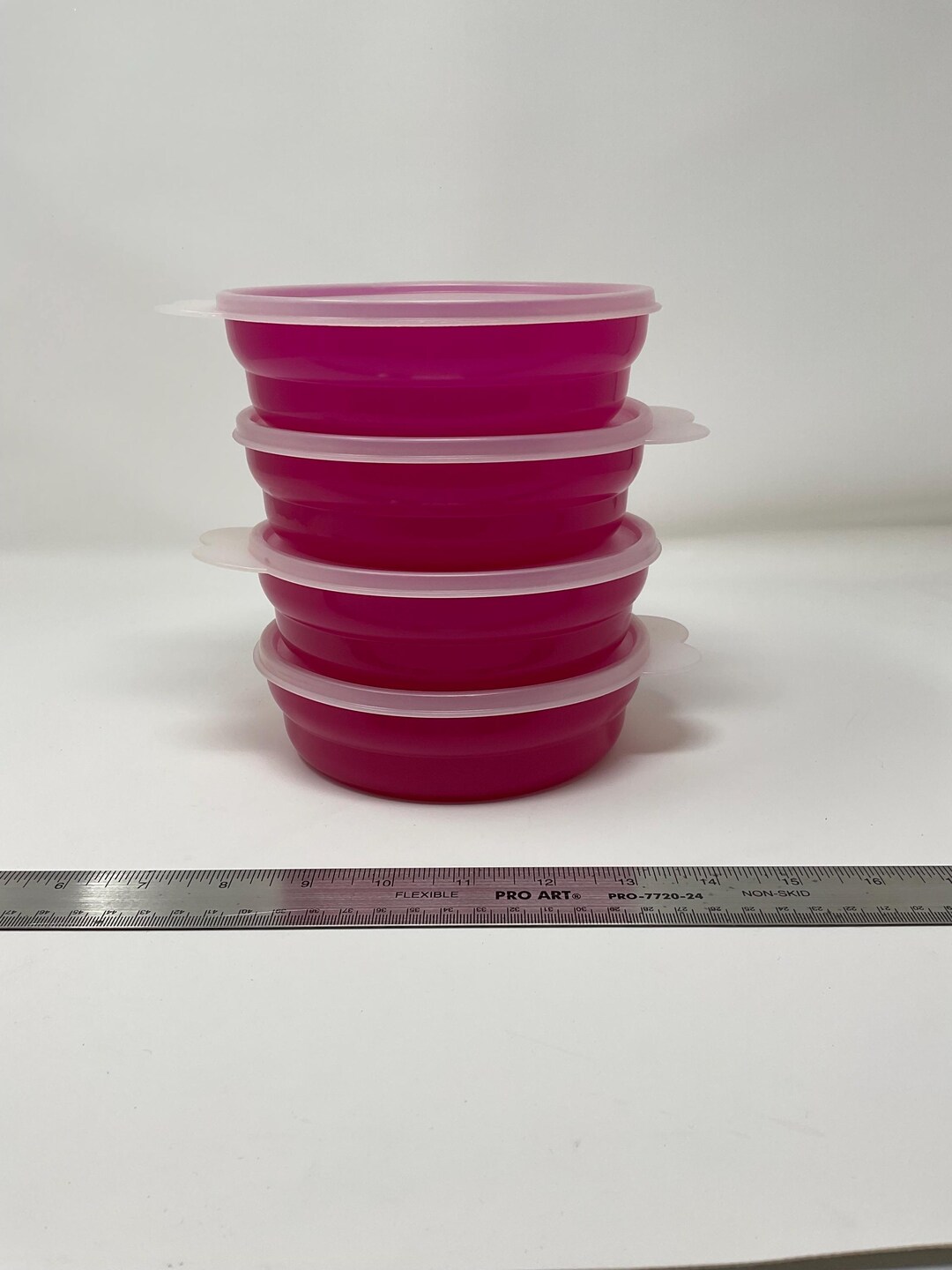 Tupperware Pink Cereal Bowls Set 4 W/lids - Etsy