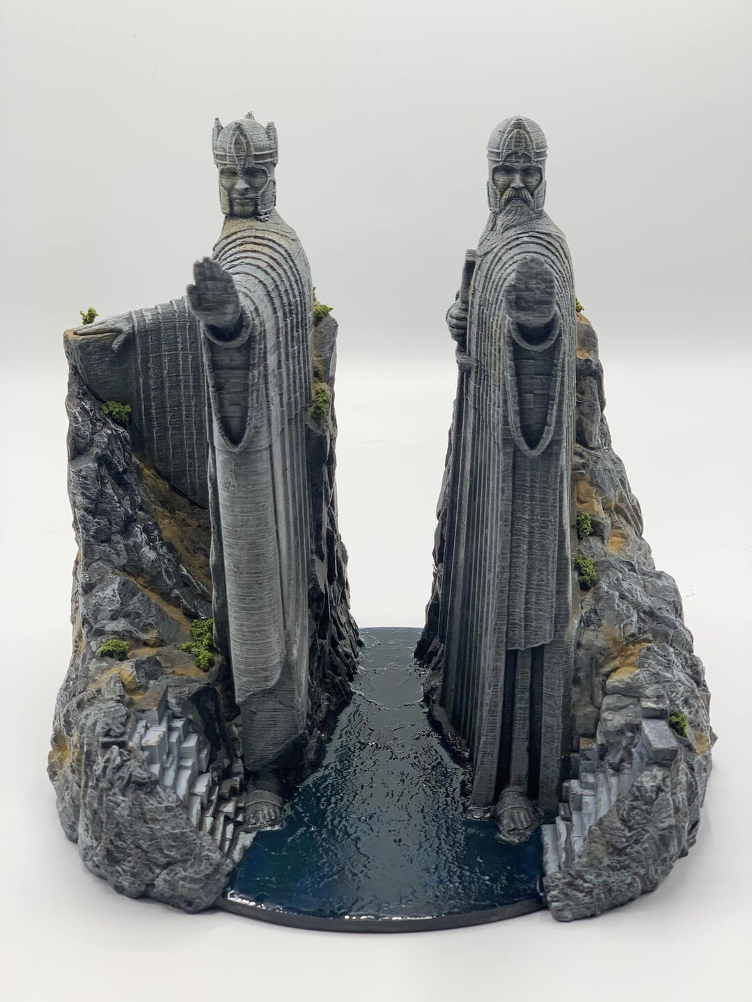 Lord of the Rings Argonath Statue Diorama 20cm 25cm - Etsy