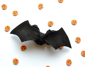 Halloween Bat Wing Scrunchie, Spooky Black Bow Hair Tie, Fall Hair ...