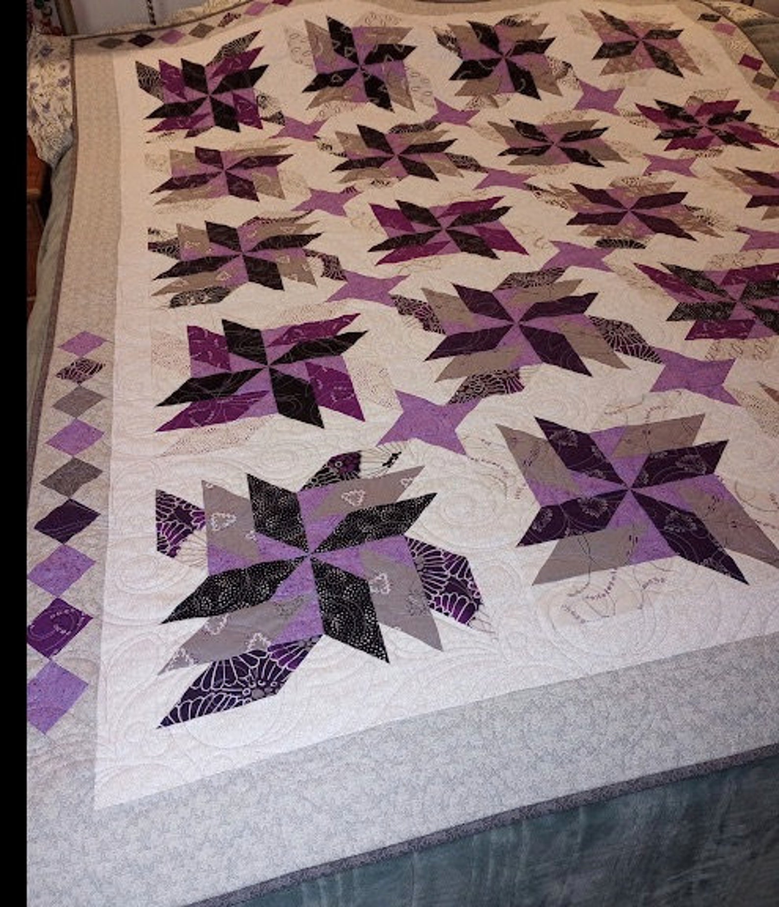 Lovely Purple and Gray and White Cotton Twin Quilt With Quilter's Dream ...