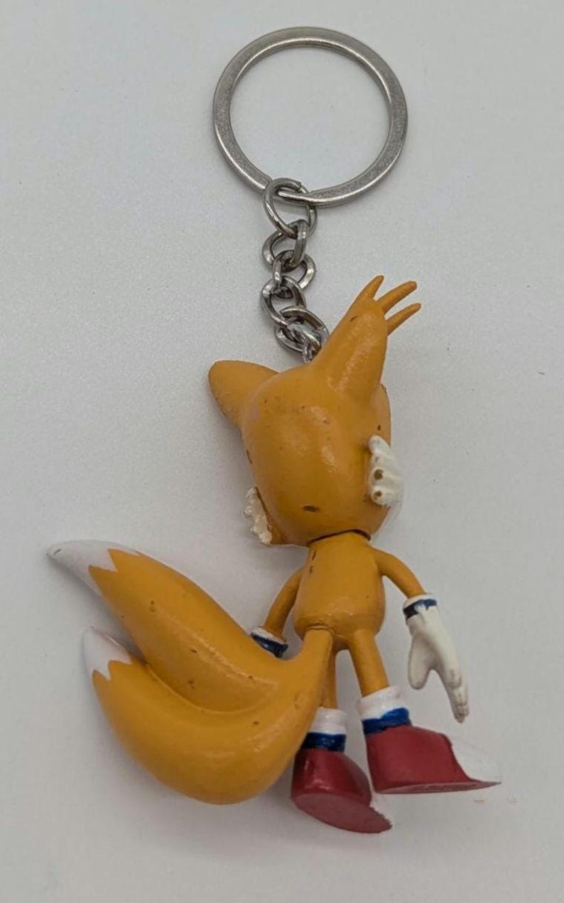 Tails From Sonic the Hedgehog Toy Keyring Figurine Keychain W/ Silver ...