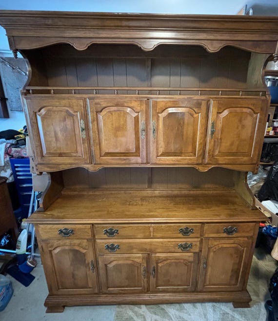 Ethan allen buffet hutch store
