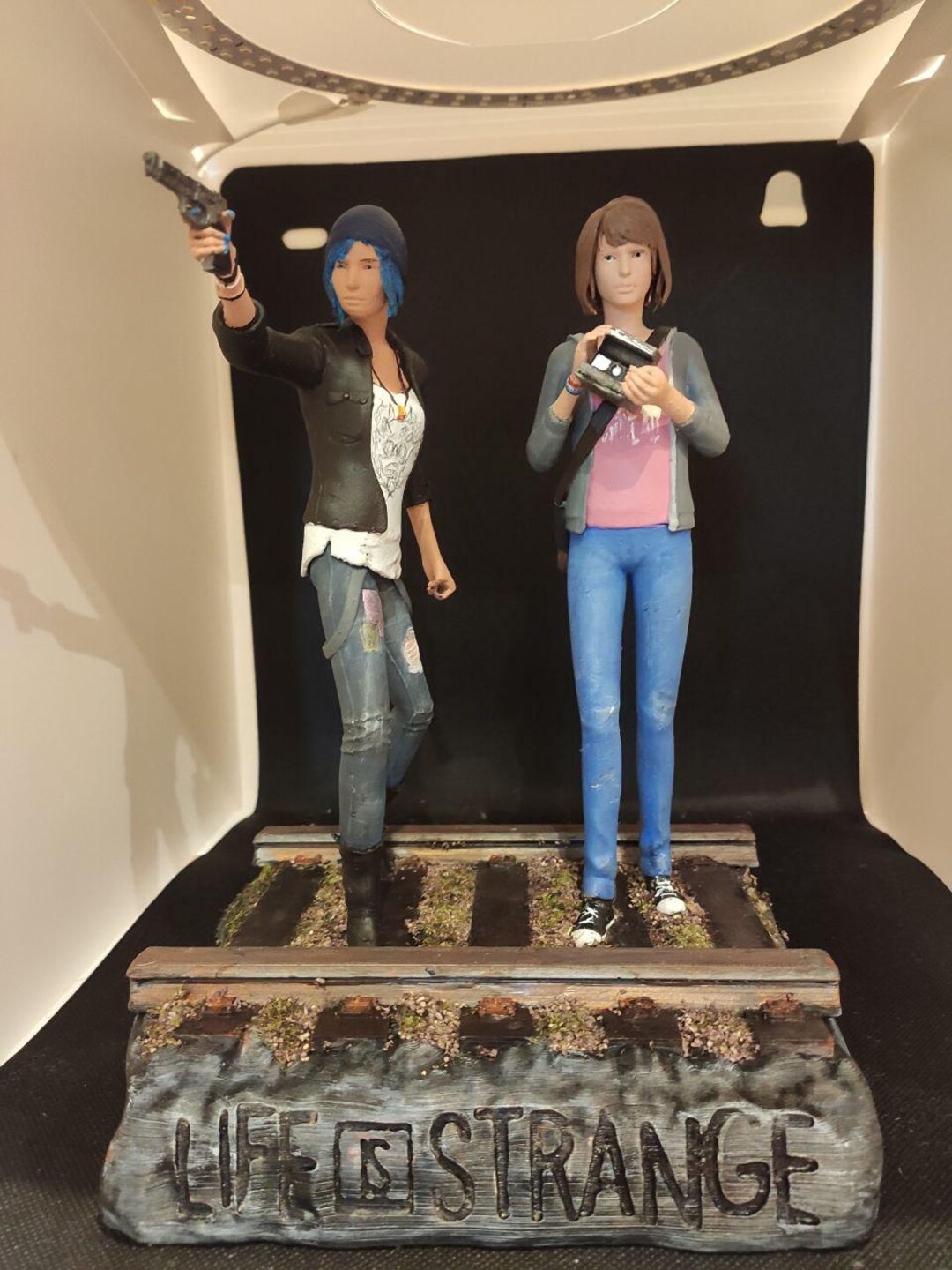 Life is Strange Statues - Etsy