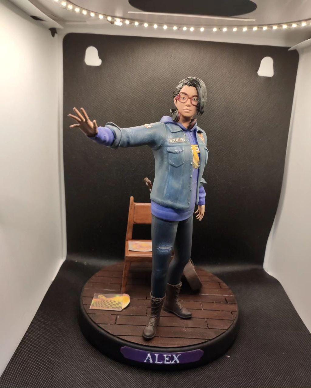 Life is Strange Statues - Etsy