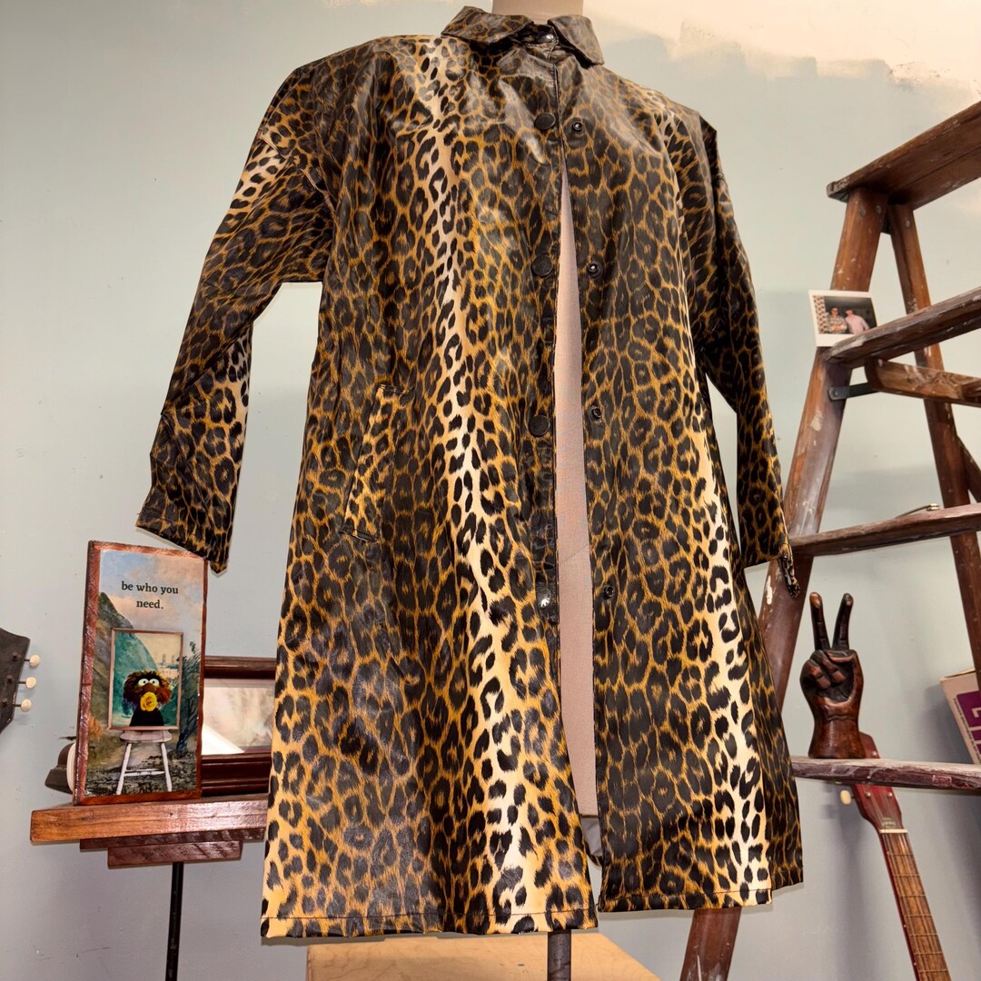 Vtg 80s VINYL ANIMAL PRINT Raincoat // Vintage Wippette Kenn Sporn ...