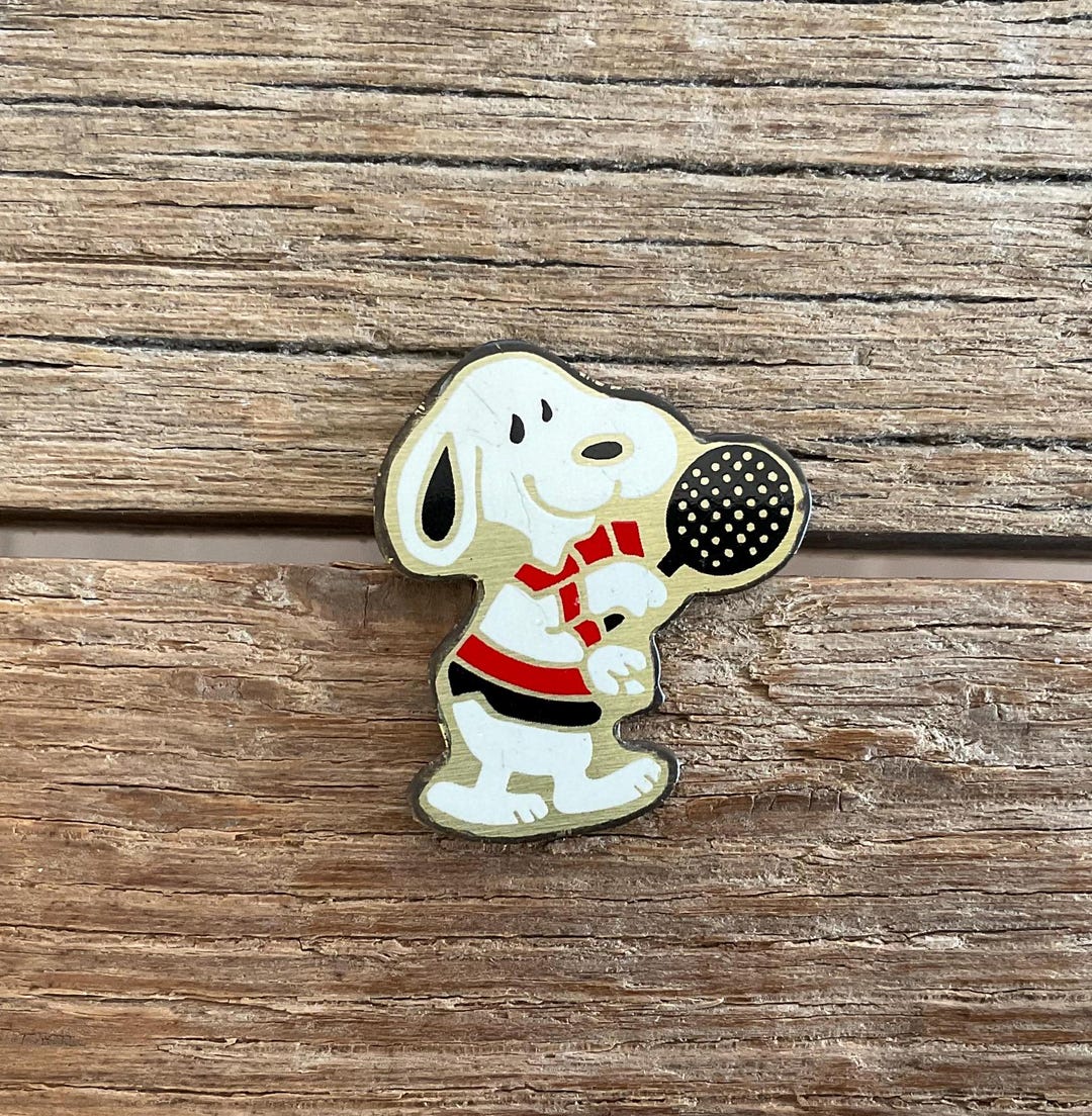 SNOOPY Tennis Vintage Pin | Jaren ‘90 of ‘80 | Peanuts Charlie Brown ...