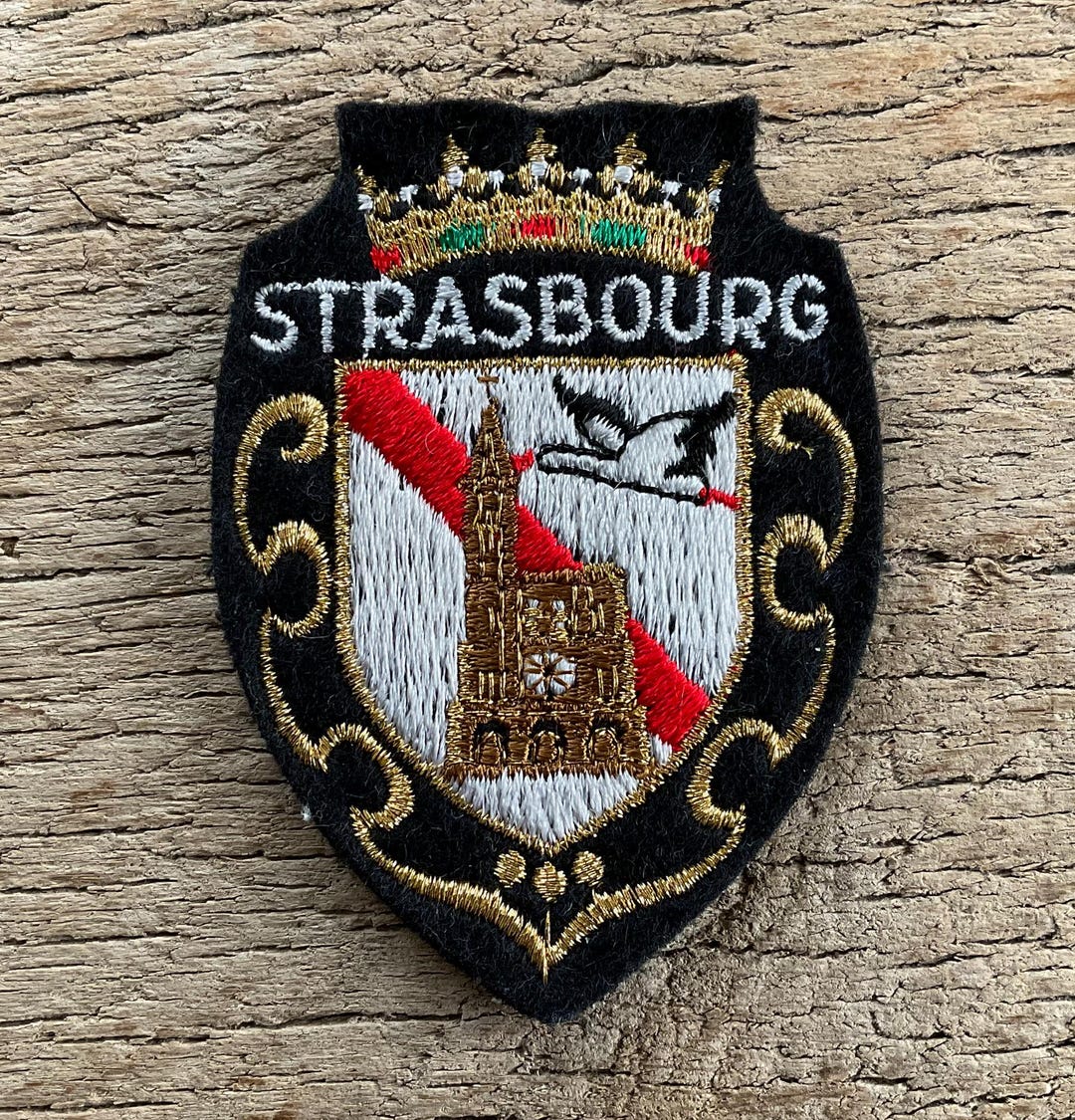 French STRASBOURG Vintage Travel Patch Patch Emblem Souvenirs France ...