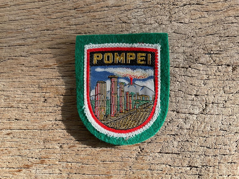 POMPEII Italy Vintage Travel Patch Patch Emblem 70s Seventies Souvenir ...