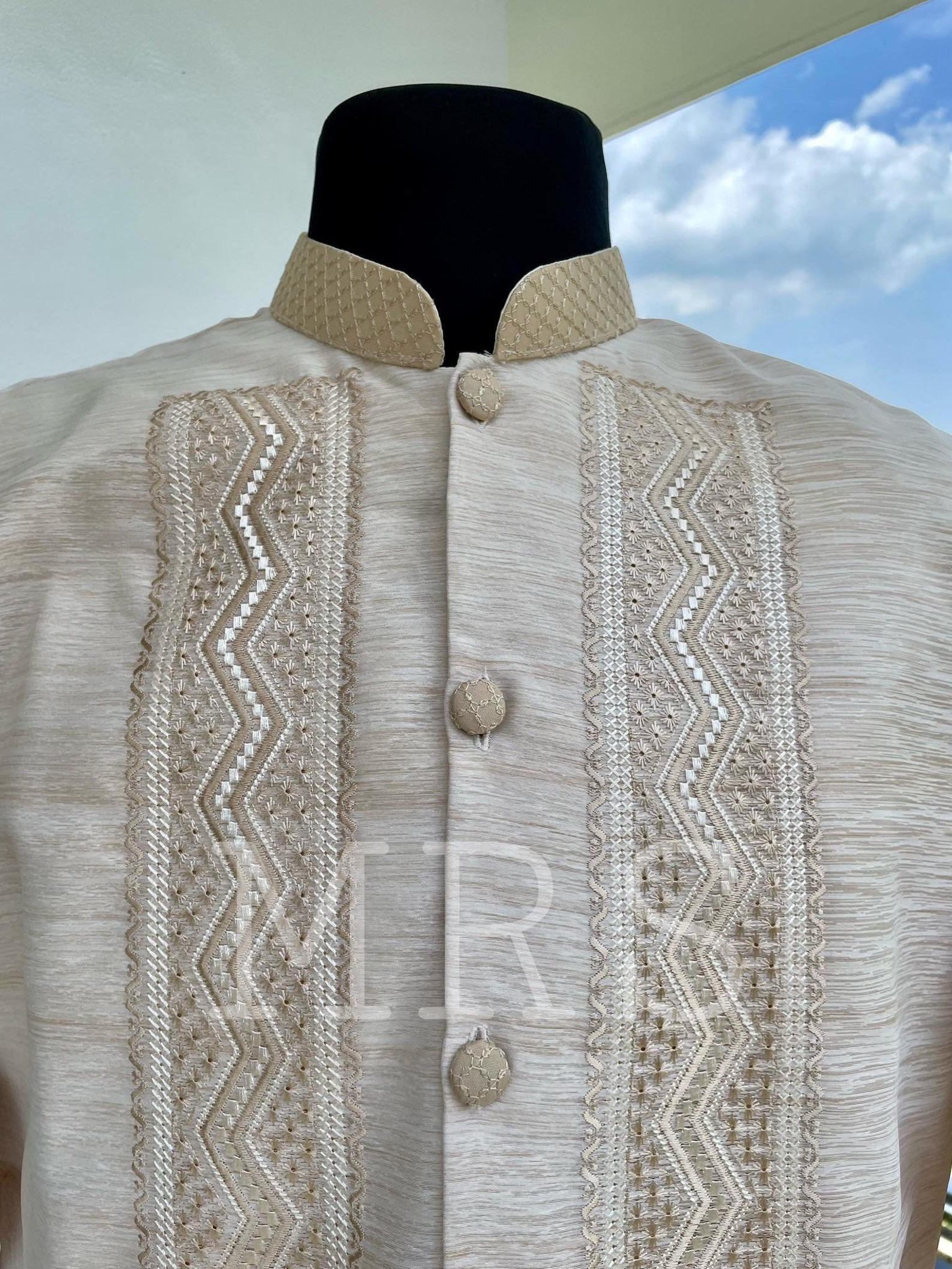 Coat Barong Tagalog Venusia Chinese Collar Embroidered - Zigzag Design ...