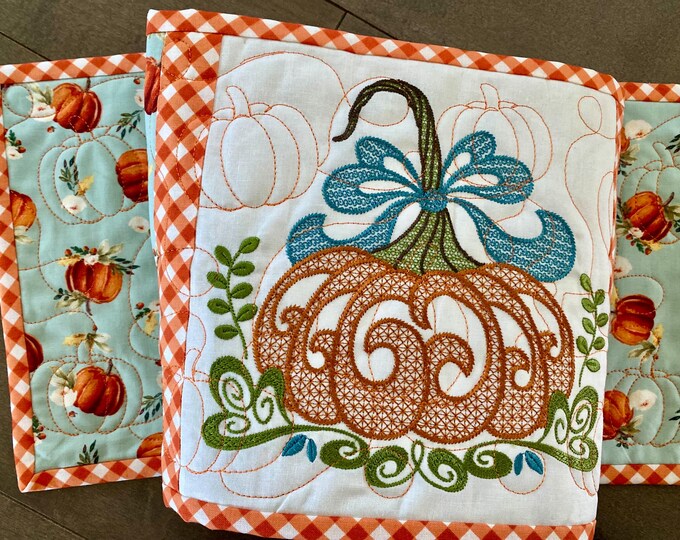 Embroidered Pumpkin Pint Size Table Quilt, Fall Mini Table Runners ...