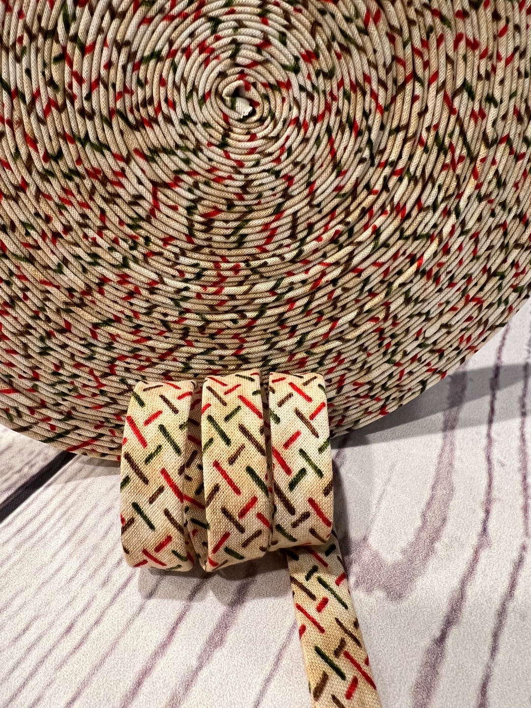Bias Tape - 1/2 Inch - Double Fold - Tan, Red, Green and Brown Print ...
