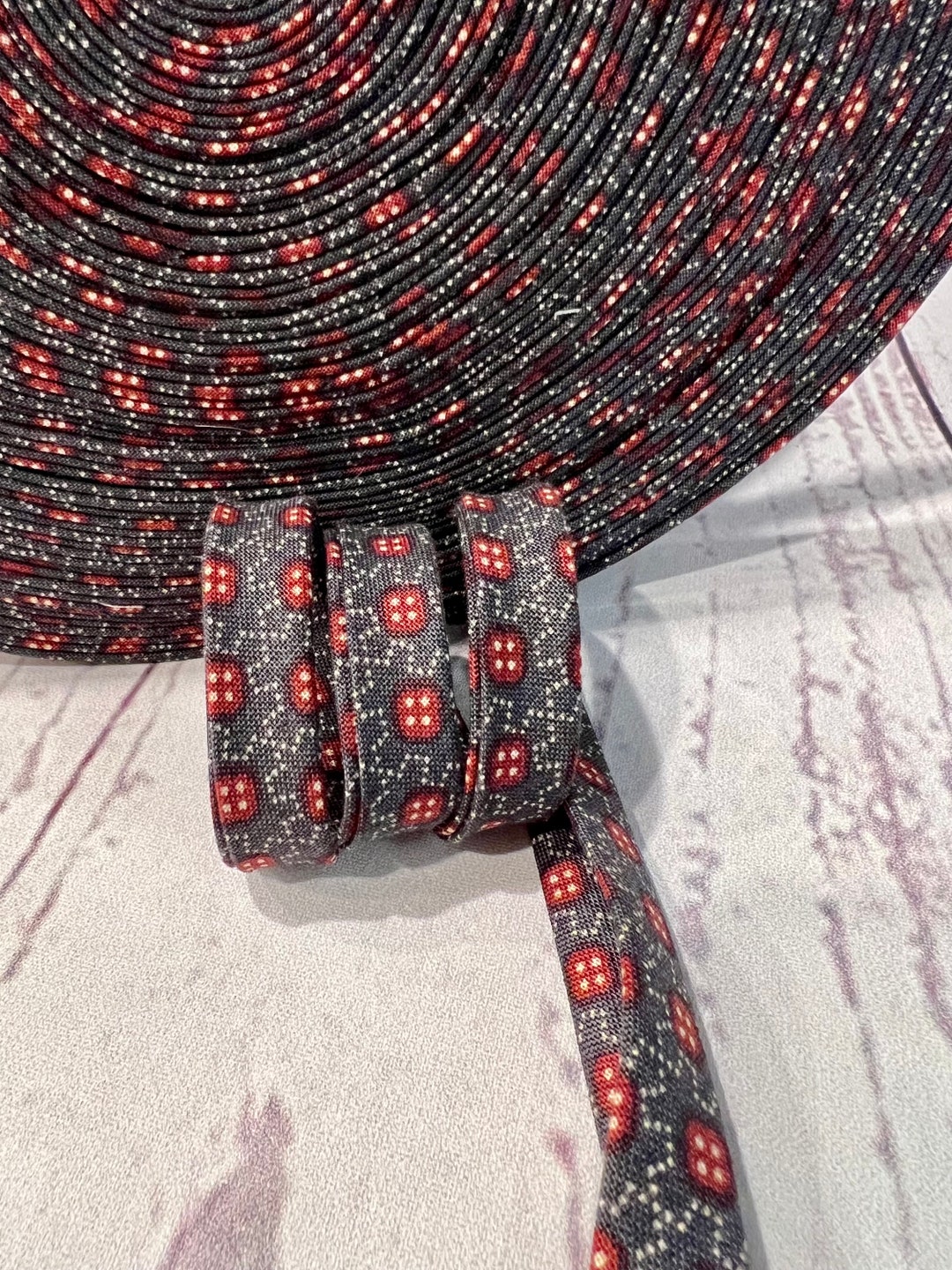 Bias Tape - 1/2 Inch - Double Fold - Dark Gray and Burgundy Print ...