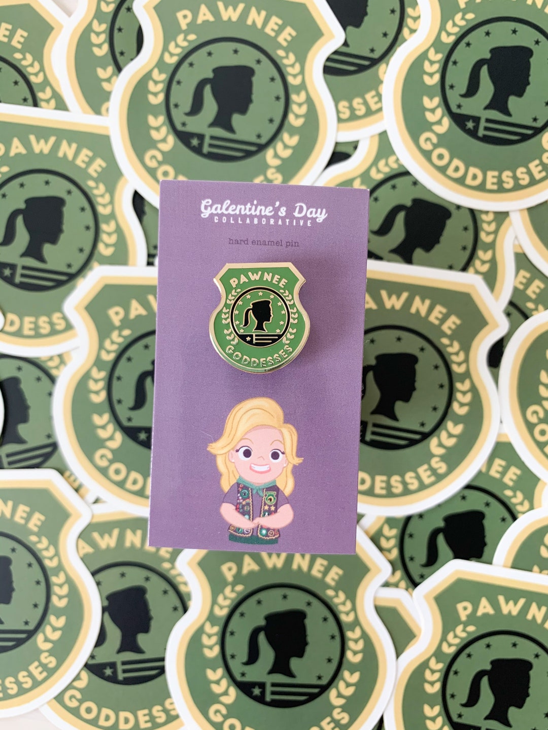 Hard Enamel Leslie Knope Pawnee Goddesses Pin With Locking Pin Back ...