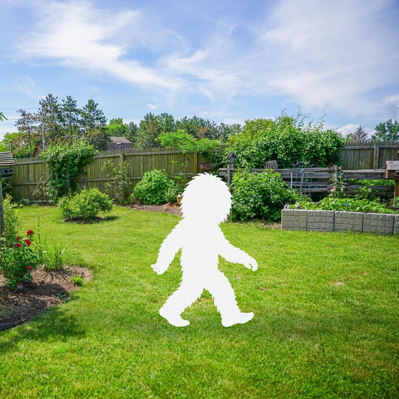 Baby Bigfoot Walking Silhouette Printable | Life-size Child Sasquatch ...