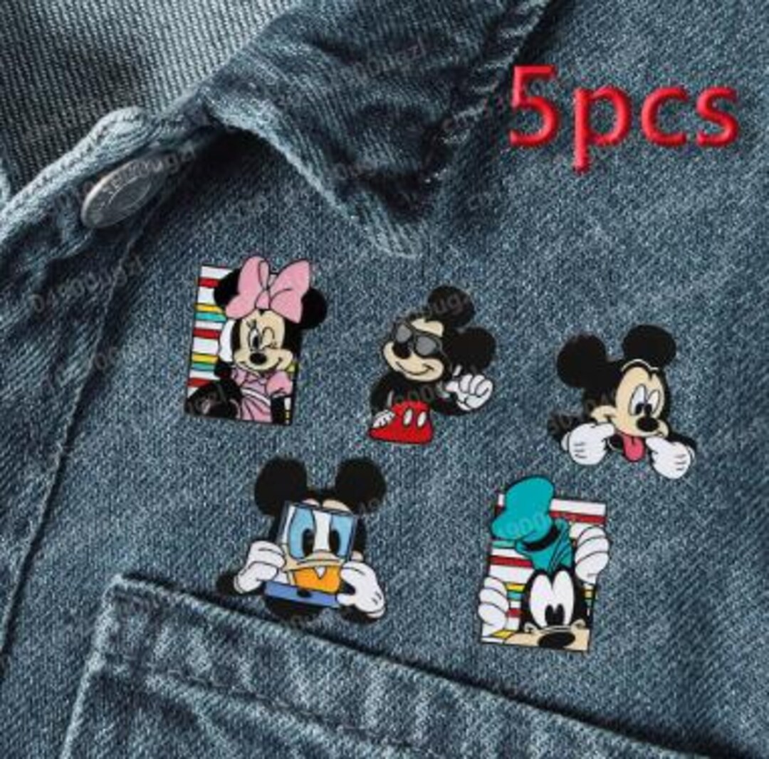 Set of 5 Disney Character Enamel Pins Mickey, Goofy, Donald ...
