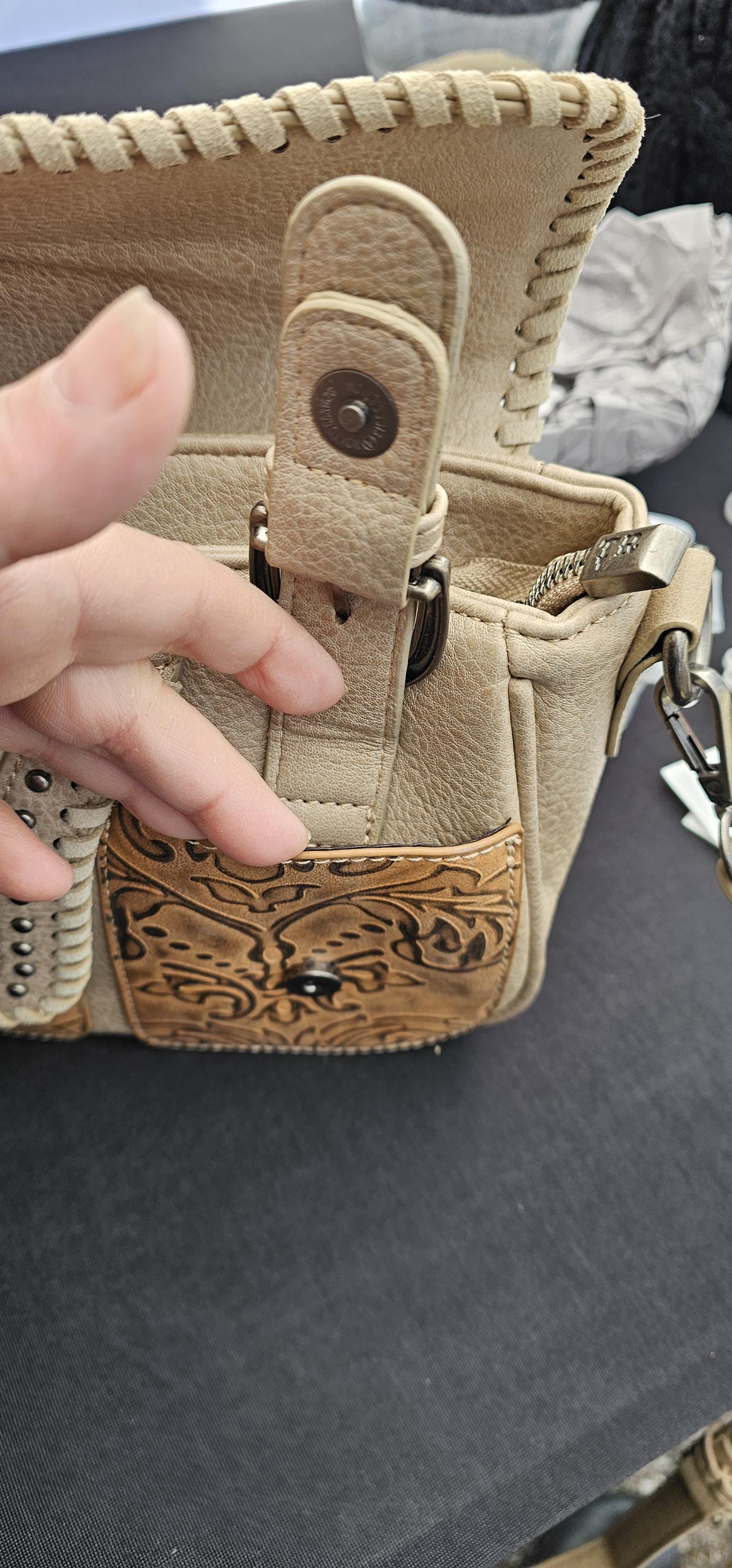 Trinity Ranch Hair-on Cowhide Saddle Crossbody Purse Set - Etsy