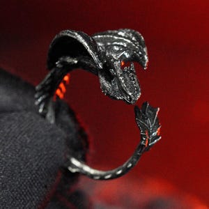 EXCLUSIVE Toothless From How to Train Your Dragon Adjustable Ring ...