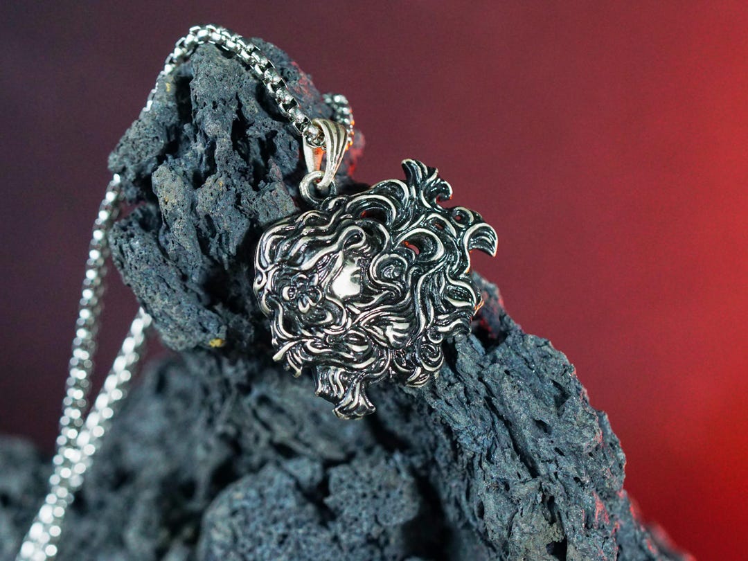 EXCLUSIVE E!d.en Ring - ST. Trina's Smile, Fanmade Handmade 950 Silver ...