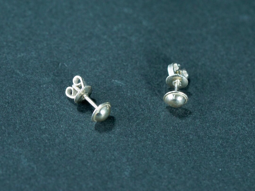 PREMIUM Fanmade Cloud Strife Earrings in 950 Silver, FF7 Rebirth Stud ...