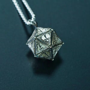 PREMIUM Fanmade Shadowheart Mysterious Artifact Baldur's Gate 3 ...