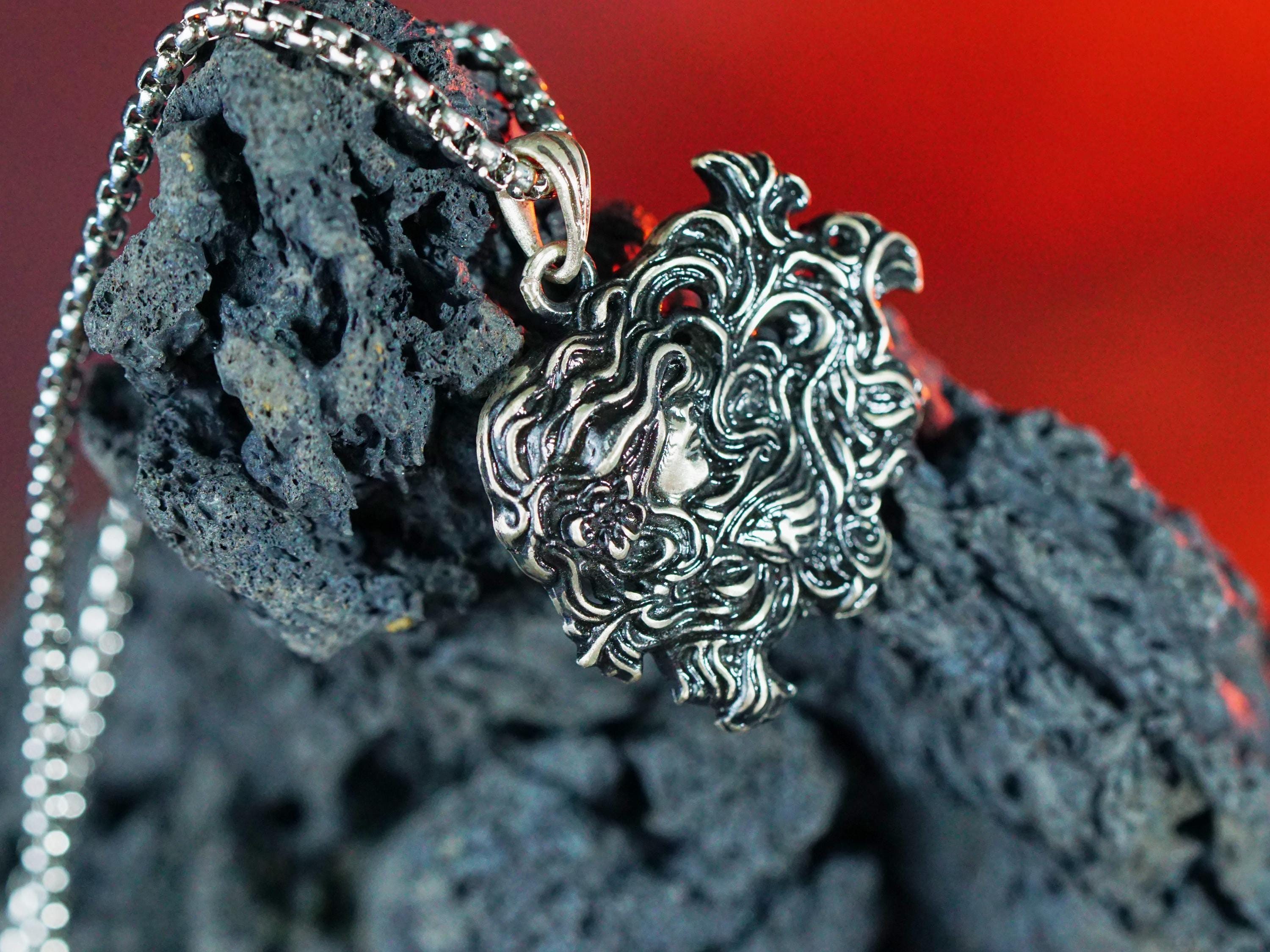 EXCLUSIVE E!d.en Ring - ST. Trina's Smile, Fanmade Handmade 950 Silver ...