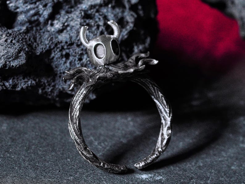 Ho.ll.ow K.ni.g.h.t Ring - Handcrafted Silver 950 - Fantasy Game ...