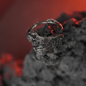 EXCLUSIVE Toothless From How to Train Your Dragon Adjustable Ring ...