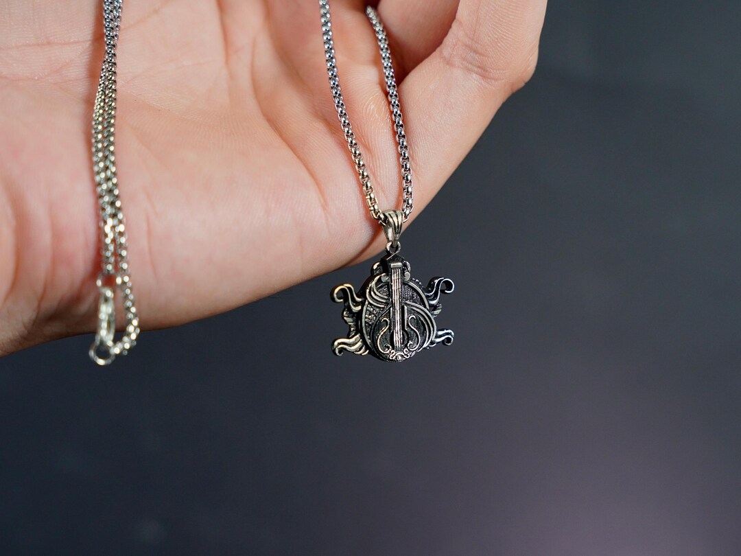 PREMIUM Silver 950 Baldur's Gate 3 Bard & Fighter Badge Necklace ...